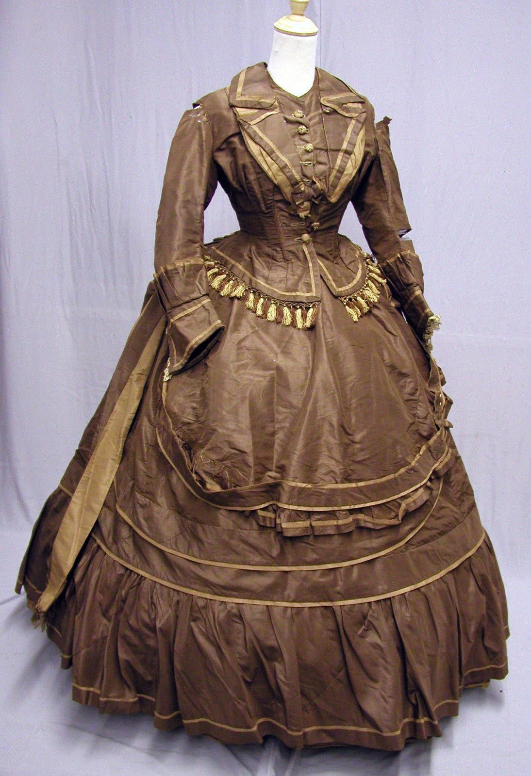 All The Pretty Dresses: 1870's Bustle Dress