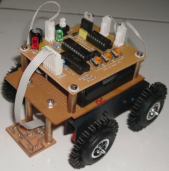 Simulasi Line Follower Analog 2 Sensor ~ Kumpulan Simulasi Project Proteus