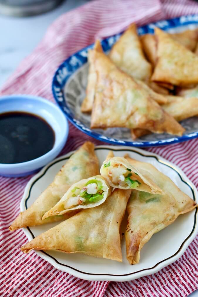 Crispy Shrimp Triangle Spring Rolls | Karen's Kitchen Stories