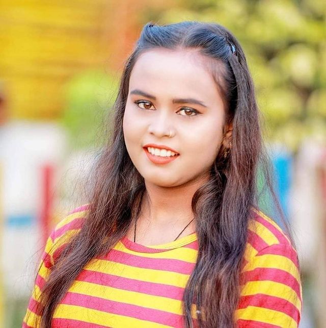 Top 10 Bhojpuri Female Singers | भोजपुरी फीमेल सिंगर - Bhojpuri Filmi ...