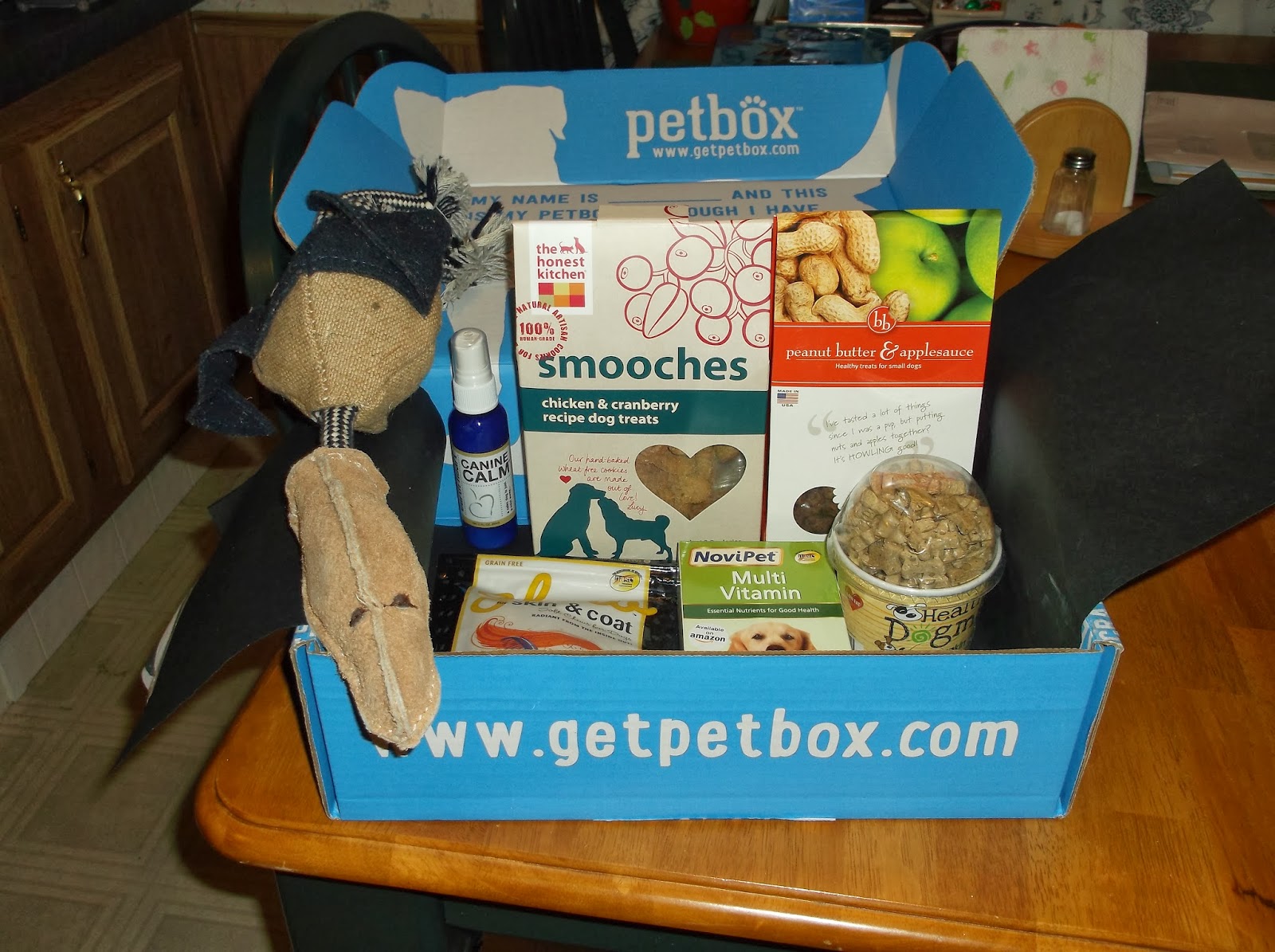 Missy's Product Reviews : PetBox