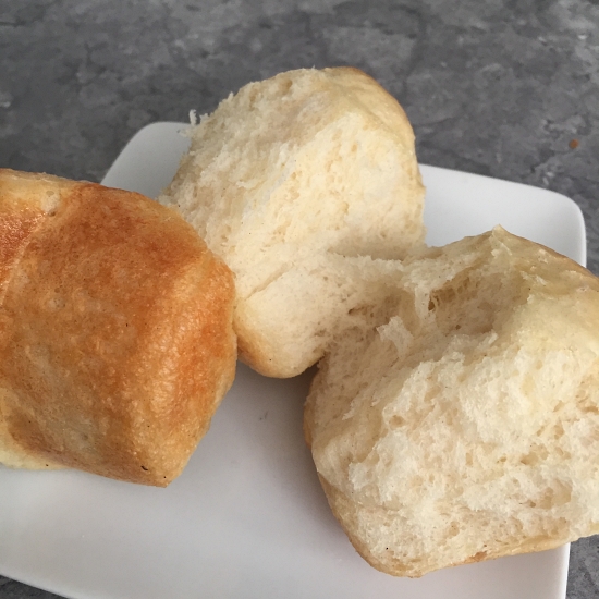 Runs for Cookies: HERITAGE RECIPE: Hattie's Icebox Rolls