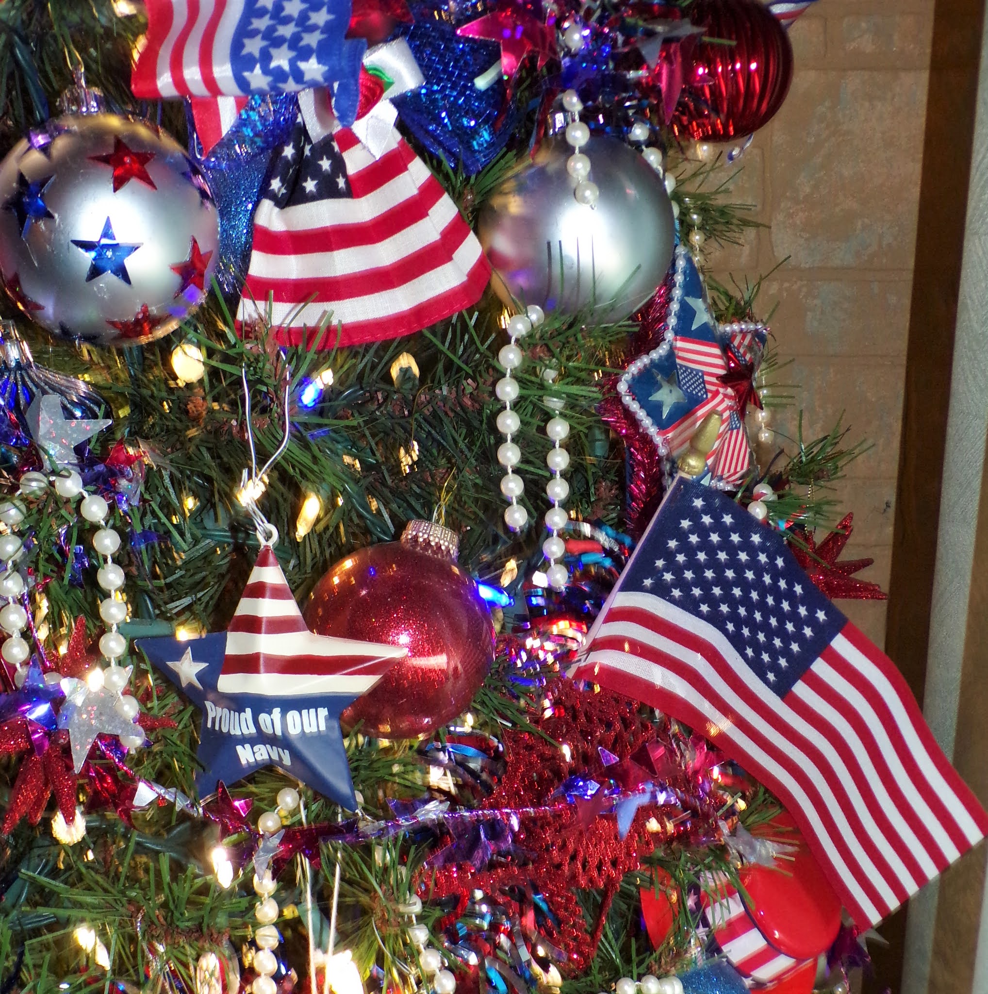 DEBBIE-DABBLE BLOG: Patriotic Tree in the Living Room, 2021