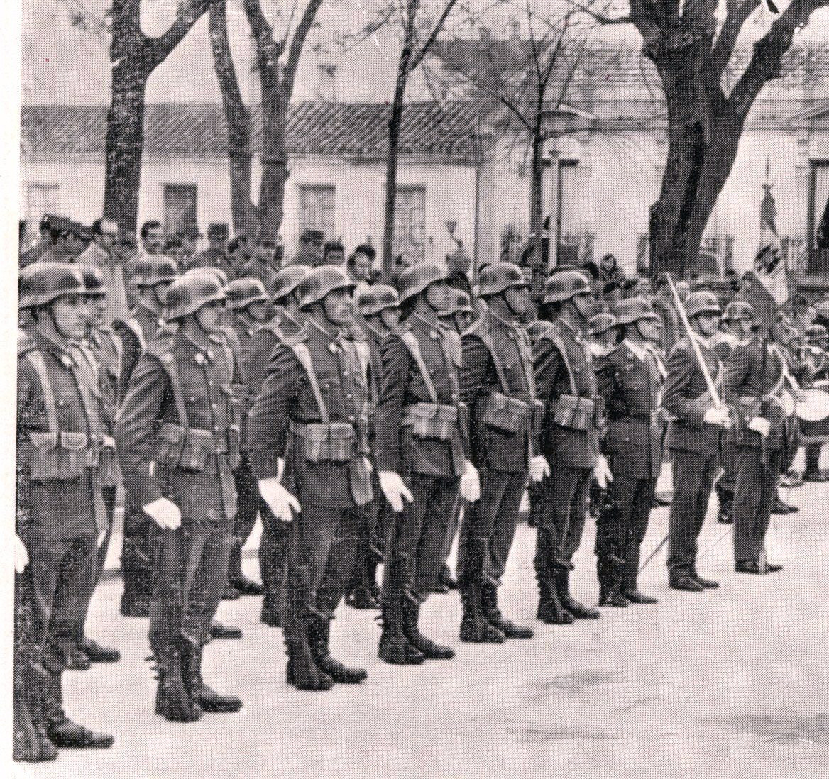 El Sayon De Regimiento De ArtillerÍa Pesada A Regimiento De
