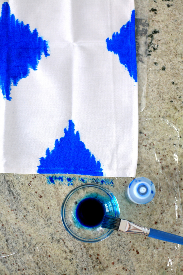 Two-step painted dye napkins for summer / Create / Enjoy