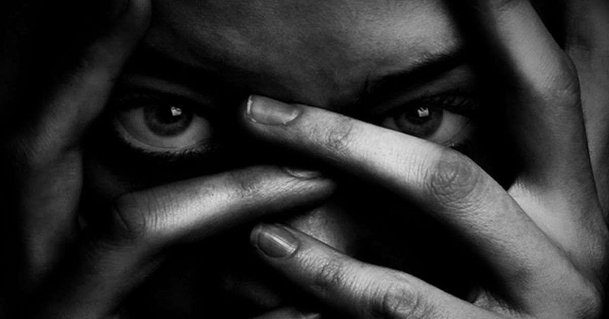 Il giallista: AMORE OBLIQUO di Maria Teresa Casella