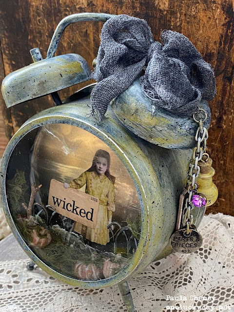 One Lucky Day: Wicked Halloween Clock