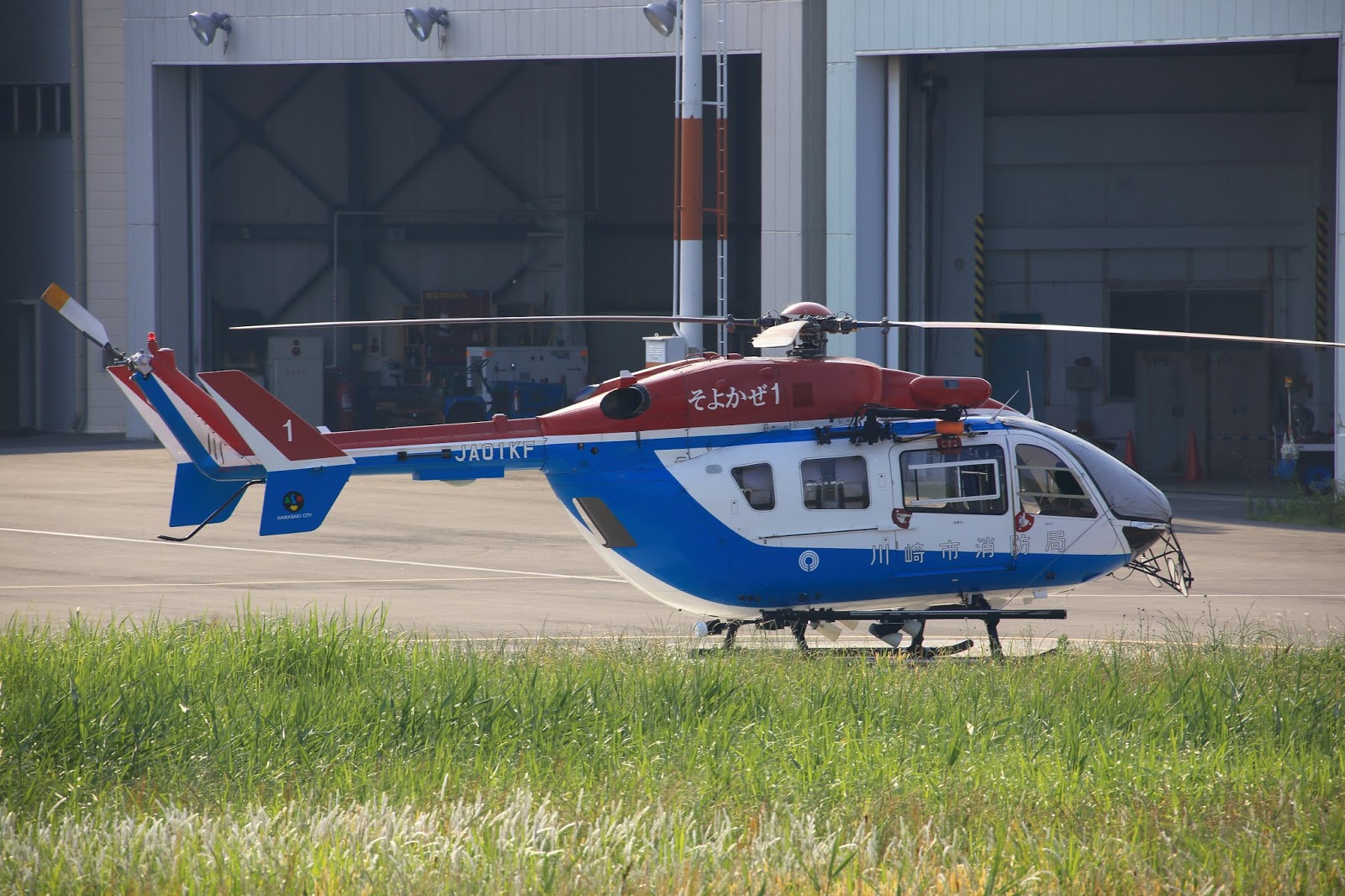 JA01KF BK117C-2 そよかぜ1