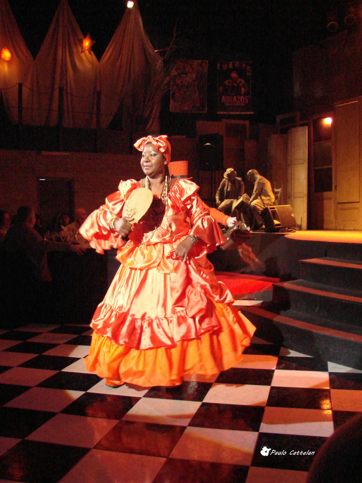 Gastando Sola Mundo Afora: Candombe - Montevidéo - Uruguai