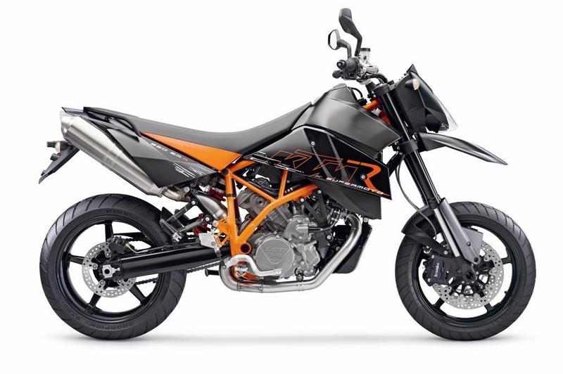 VOROMV Moto: KTM 950 SM "wheelie machine" por Smoked Garage: máxima ...