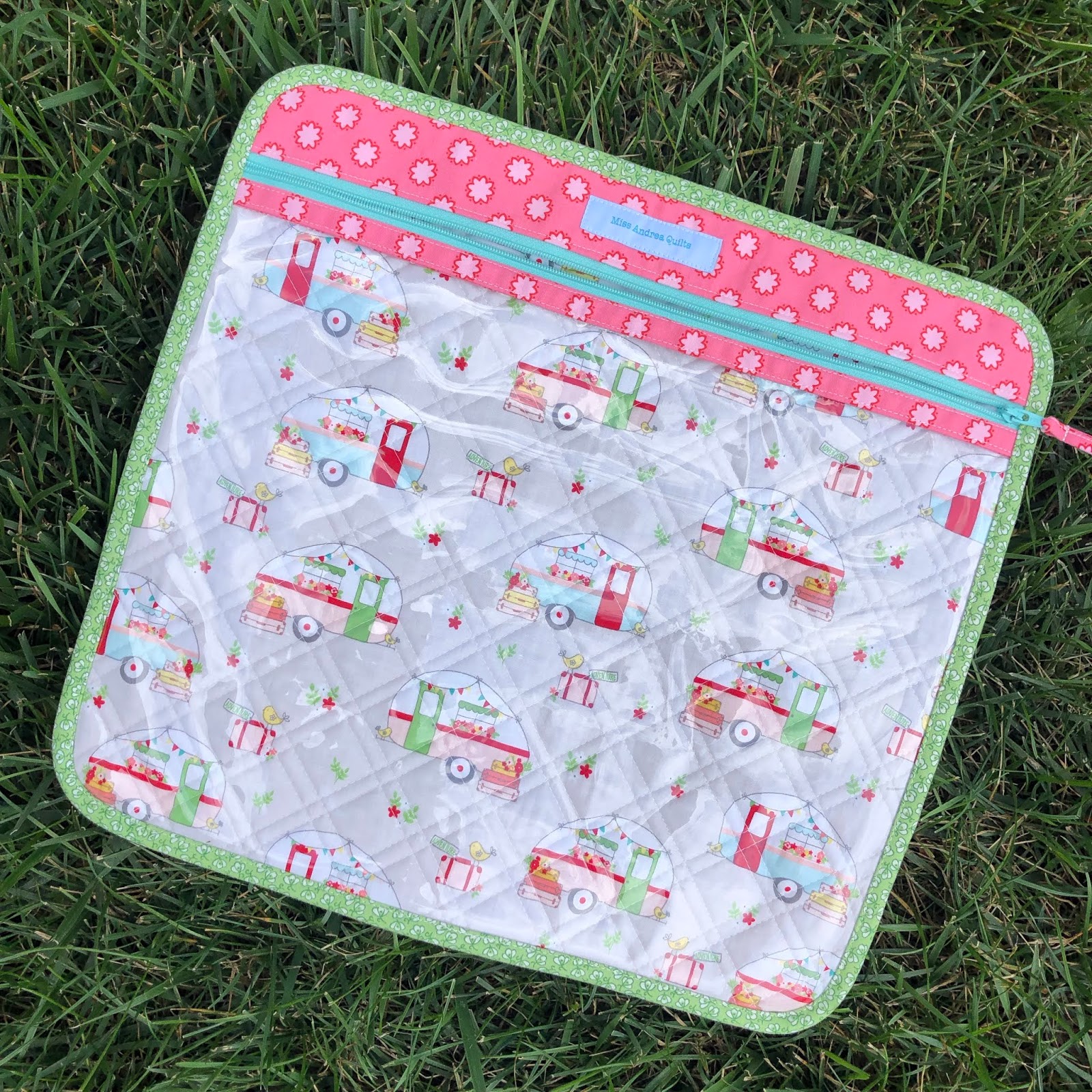 Miss Andrea Quilts: Cross Stitch Project Bag