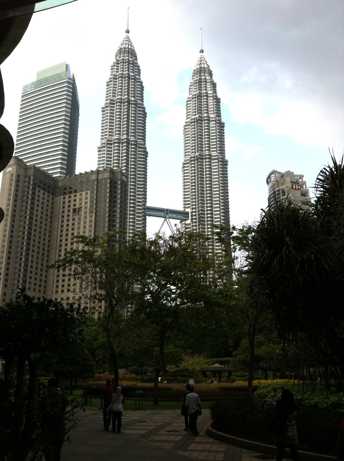 Aquaria KLCC ，吉隆坡首屈一指现代化海底世界水族馆 | 周游世界著名豪宅，名人豪宅,豪华别墅，景区游览观景集