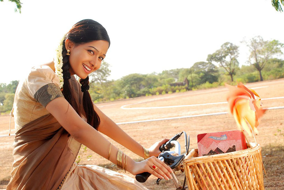 Prathika Rao Photo Shoot | Tollywoodtv