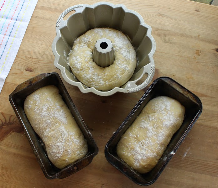 Food Lust People Love: Mennonite Paska #BreadBakers