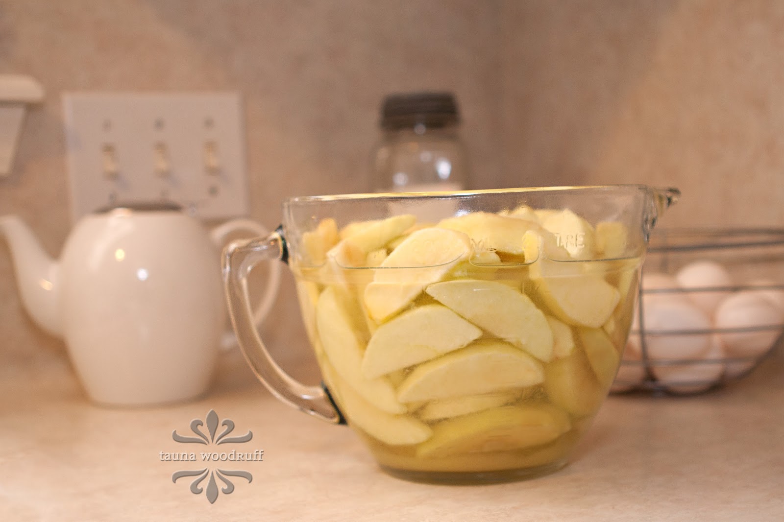 creative confetti: Cast Iron Skillet Apple Pie