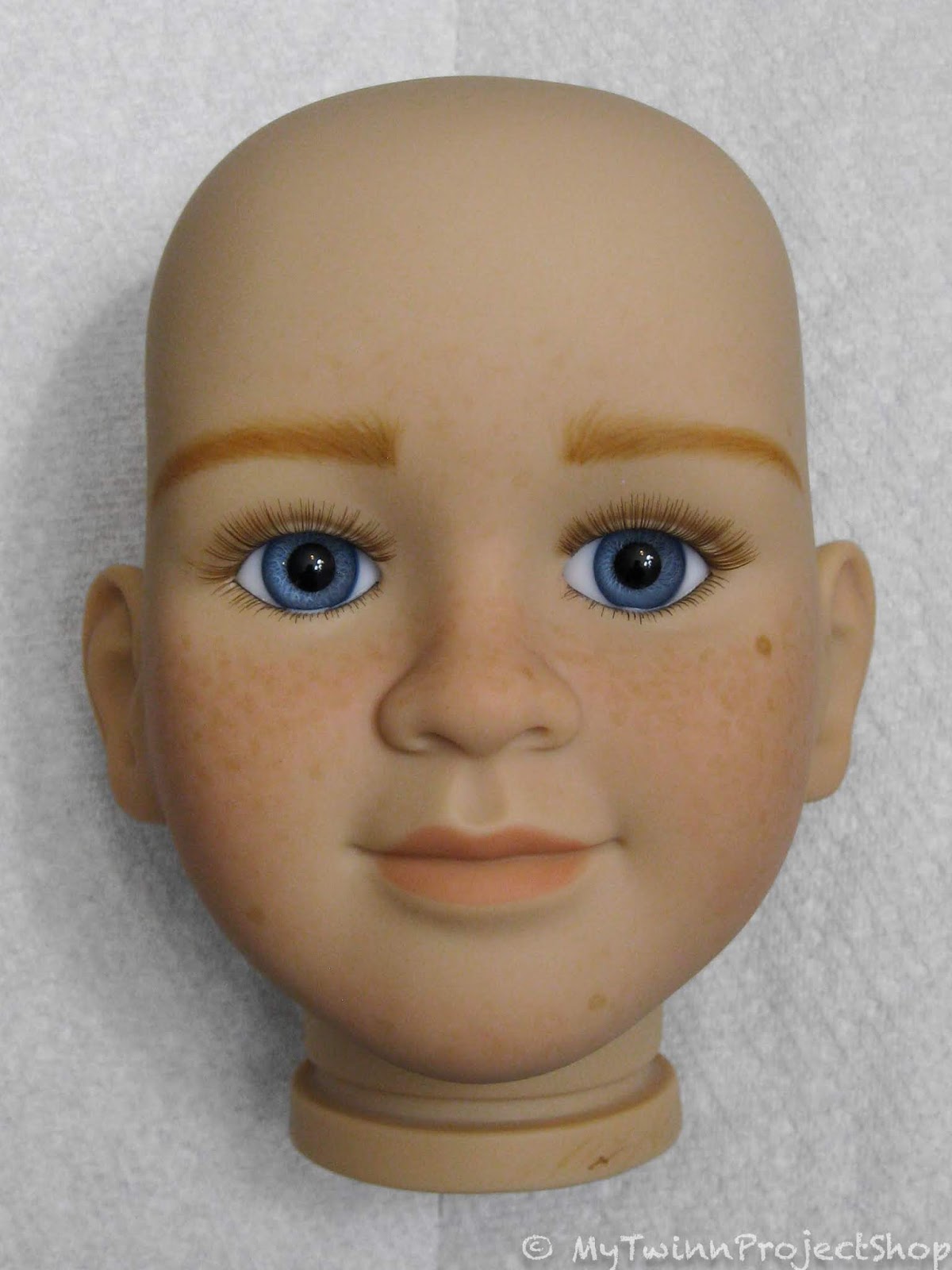 The My Twinn Project Shop: The Disembodied Heads