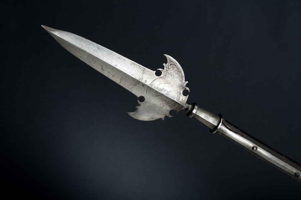 Casa dos Cavaleiros: O Armamento Lusitano (de Portugueses) do Século XV