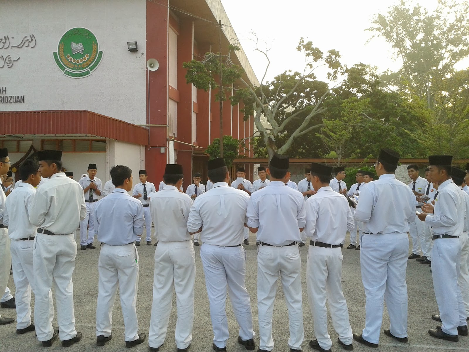 MOHD. RAMSUL ABD. RAHIMAN GURU BAHASA MELAYU SMK SERI LONDANG, GELUNG ...