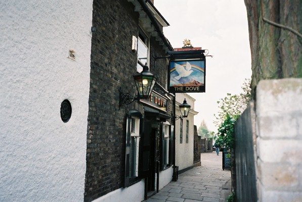 The Never Ending Pub Crawl: Different types of Pubs