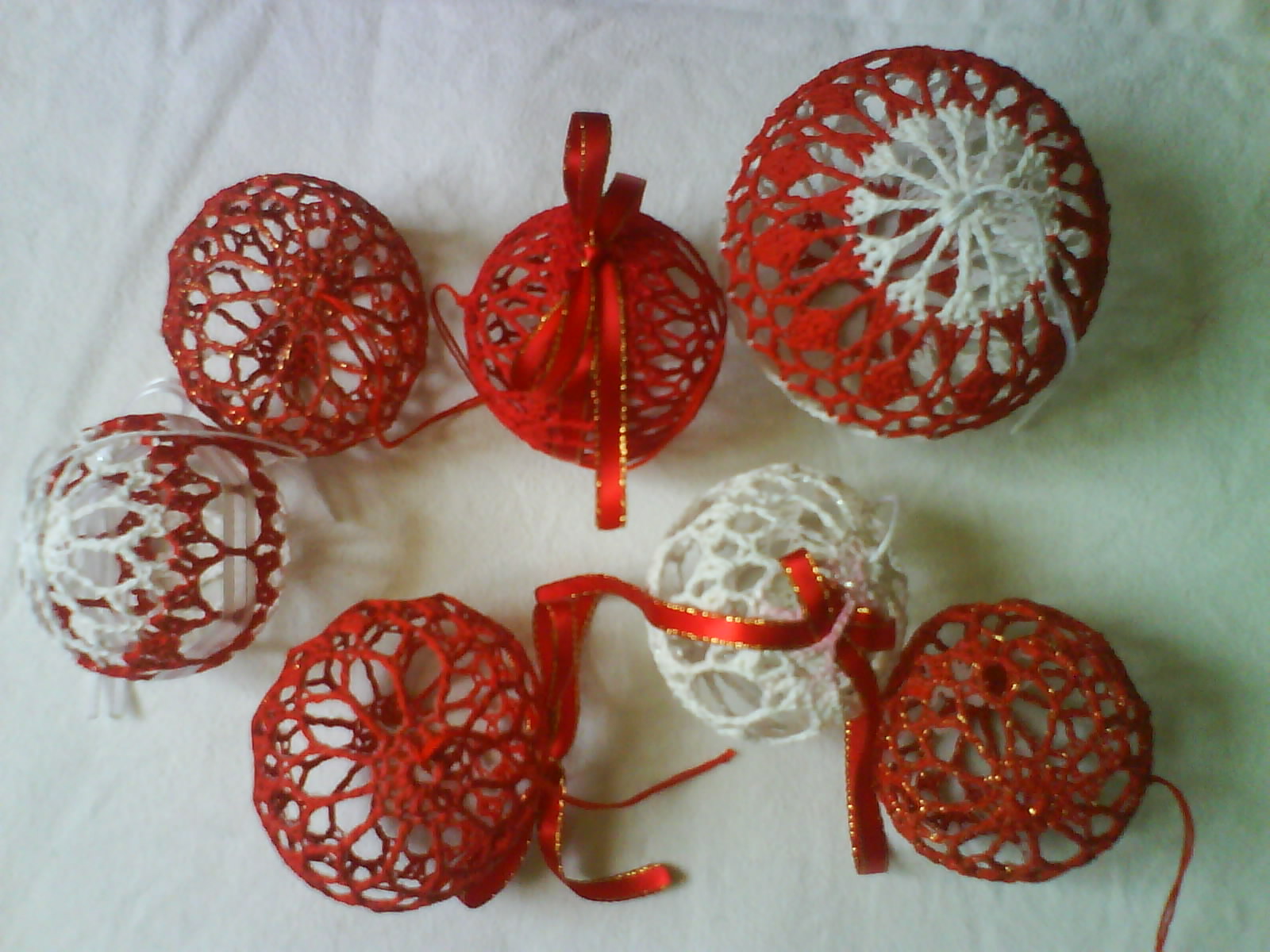 magdacroseteaza: ornamente de Craciun crosetate