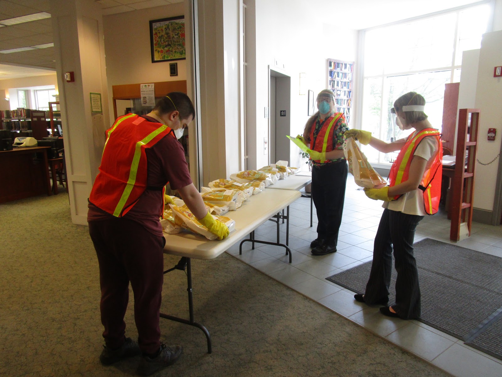 Leach Library: Leach Library Drive-Thru Service is Open!