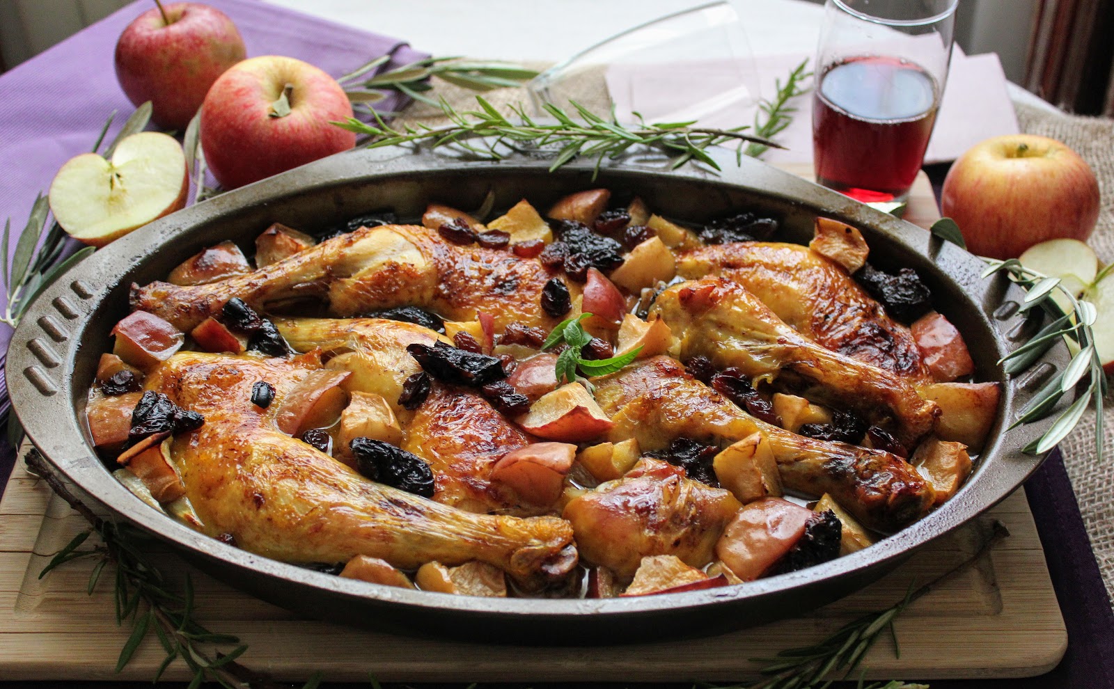 Pollo Antaño con Manzana, Pasas y Ciruelas - Cocinando con las Chachas