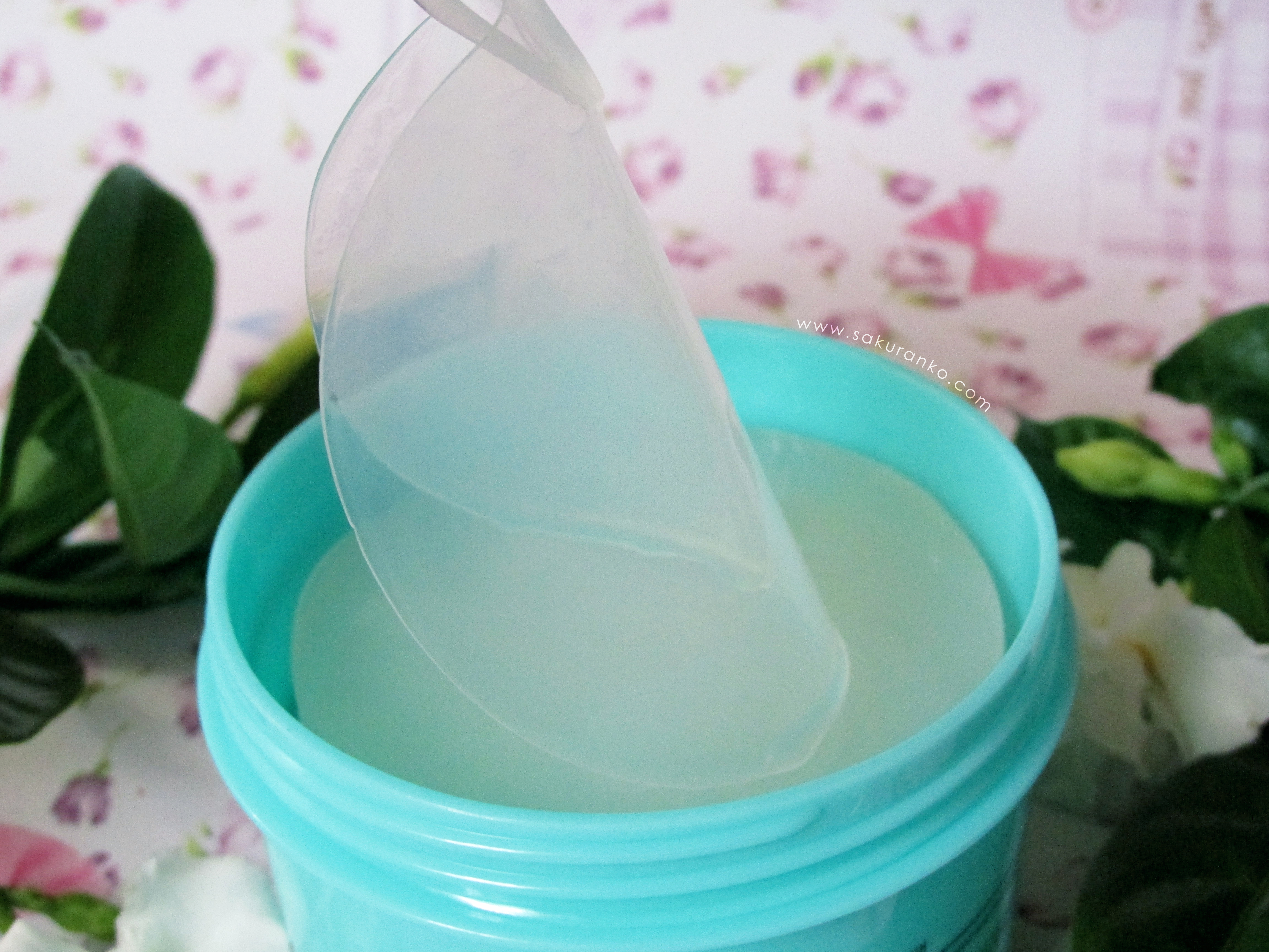 Sakuranko: COSRX Hydrogel Very Simple Pack Review