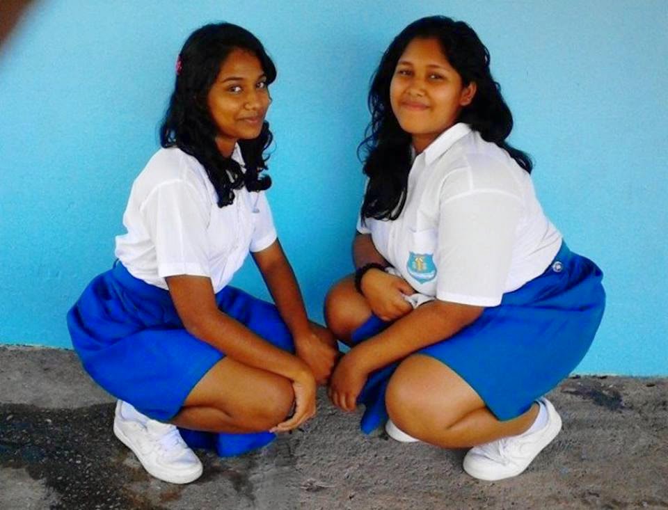 Sri Lankan Sexy Girls | Sri Lankan Hot Kello: Sri Lankan Wal Kello, Actress, Aunty, facebook ...