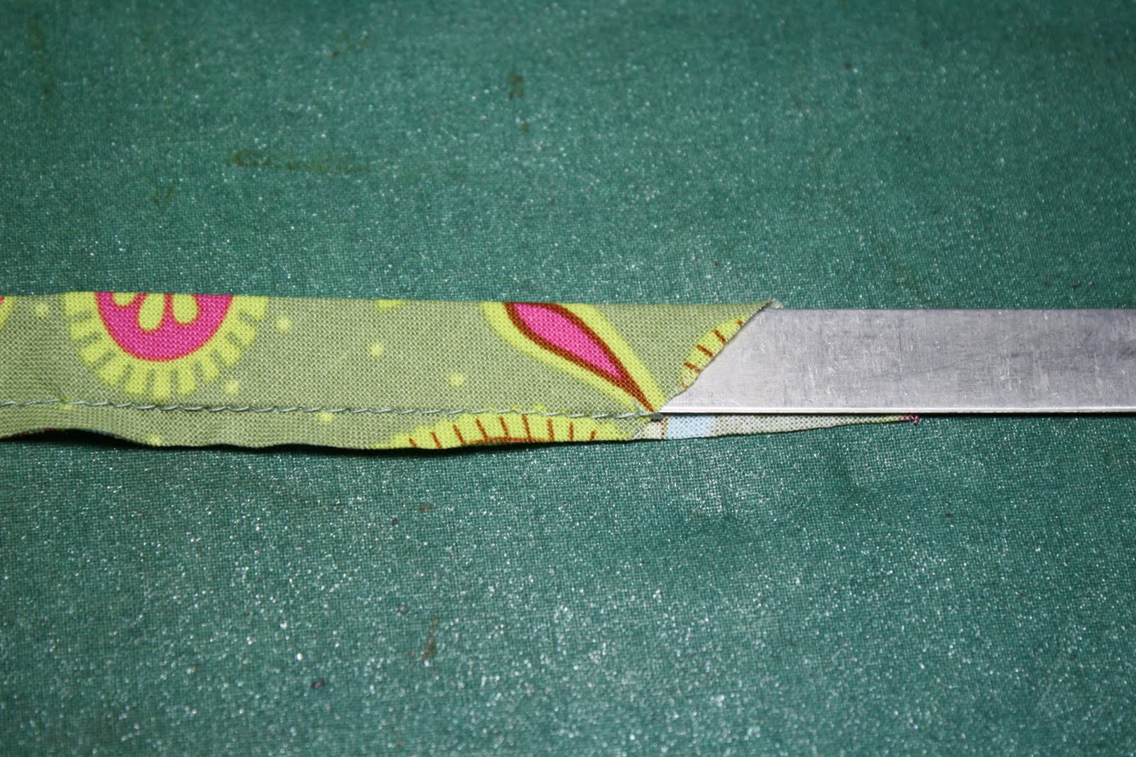 APPLIQUE TODAY: Bias Stems Tutorial