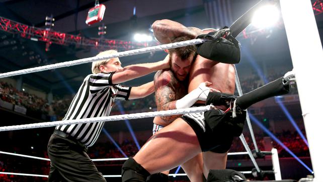WWE In live!!!!: RANDY ORTON vs CM PUNK