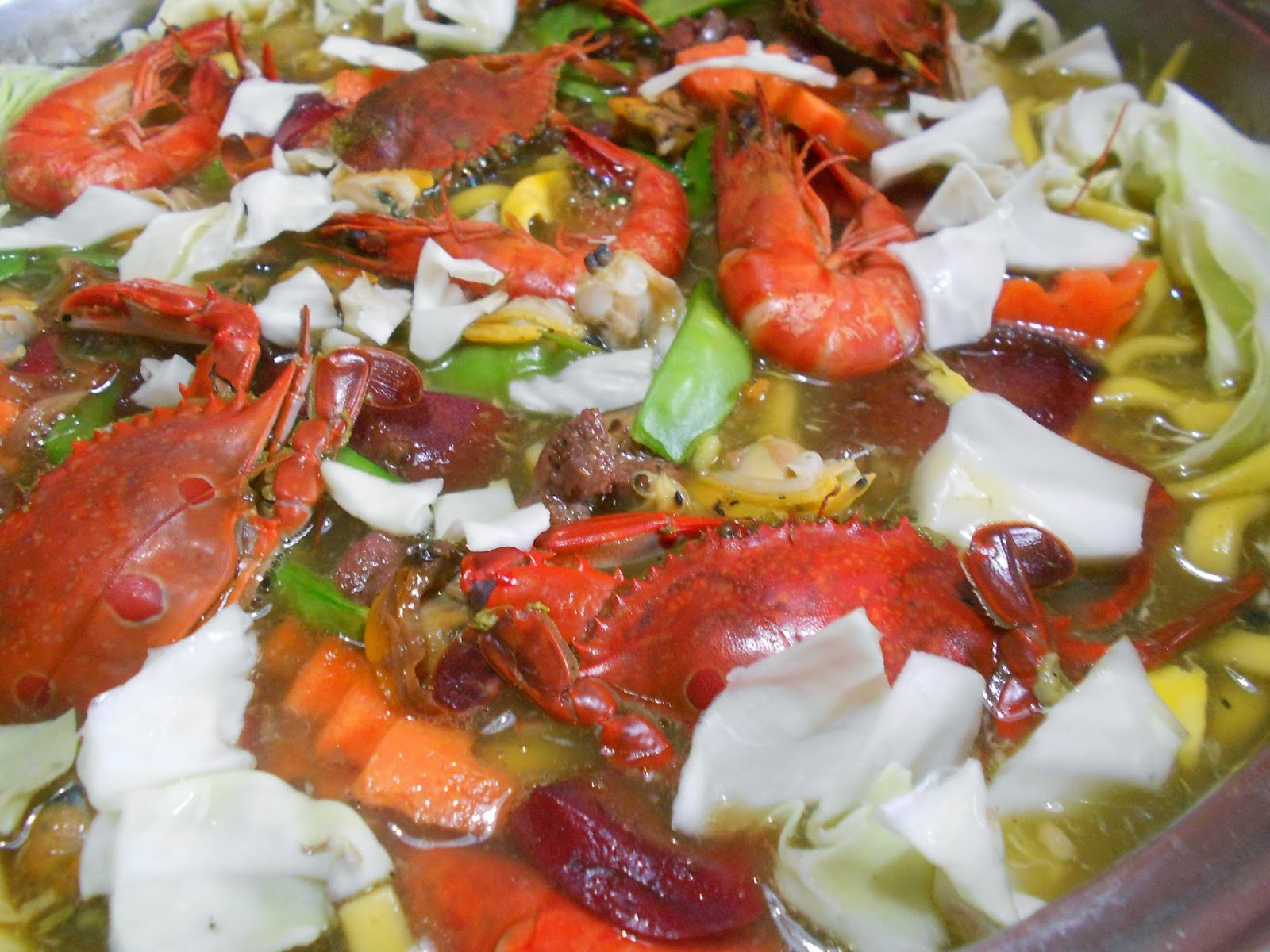 Batangas Foodtrip: Mom's Lutong Bahay: Seafood Lomi