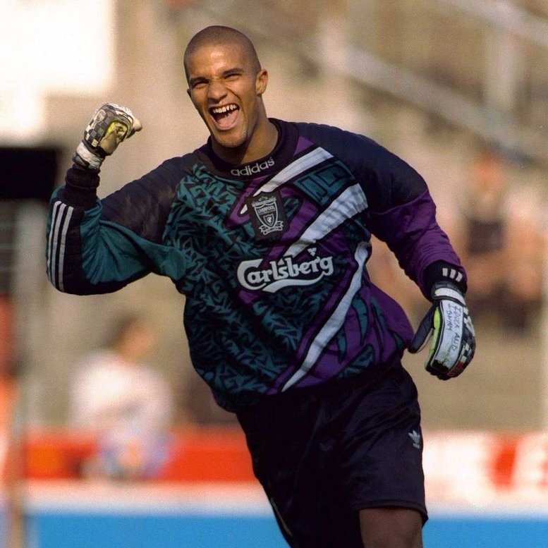 Season In Kits - Adidas Liverpool 1995-96 | Player + Keeper, Training ...