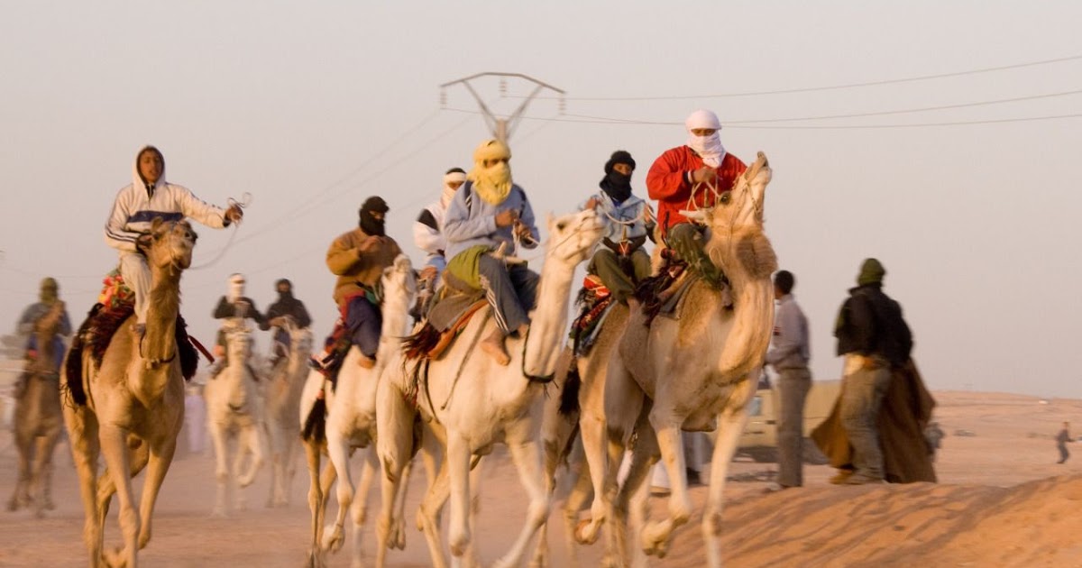 Camel Racing :The ancient tradition in Southern Desert of Algeria