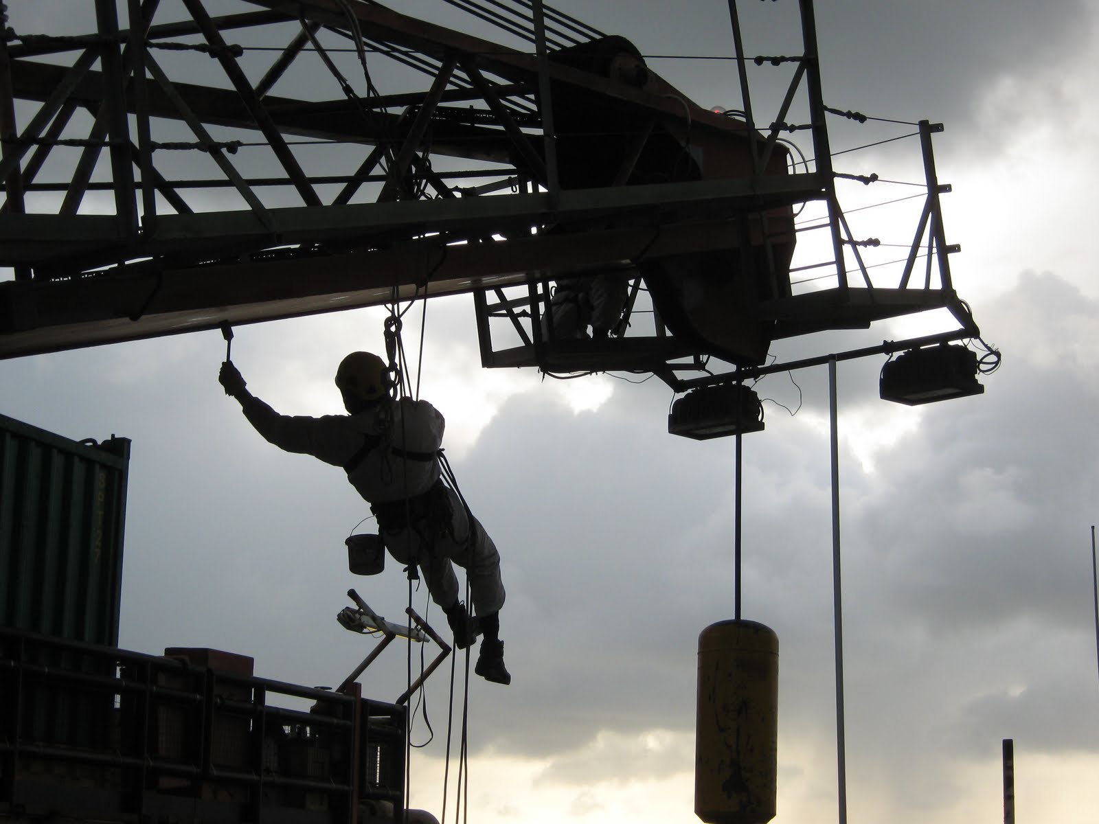 TEAMASCENT info@teamascent.co.uk: Offshore Industrial Rope Access