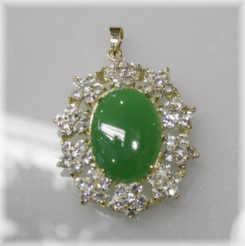 Liontin Batu Permata | Flower's Kalimantan