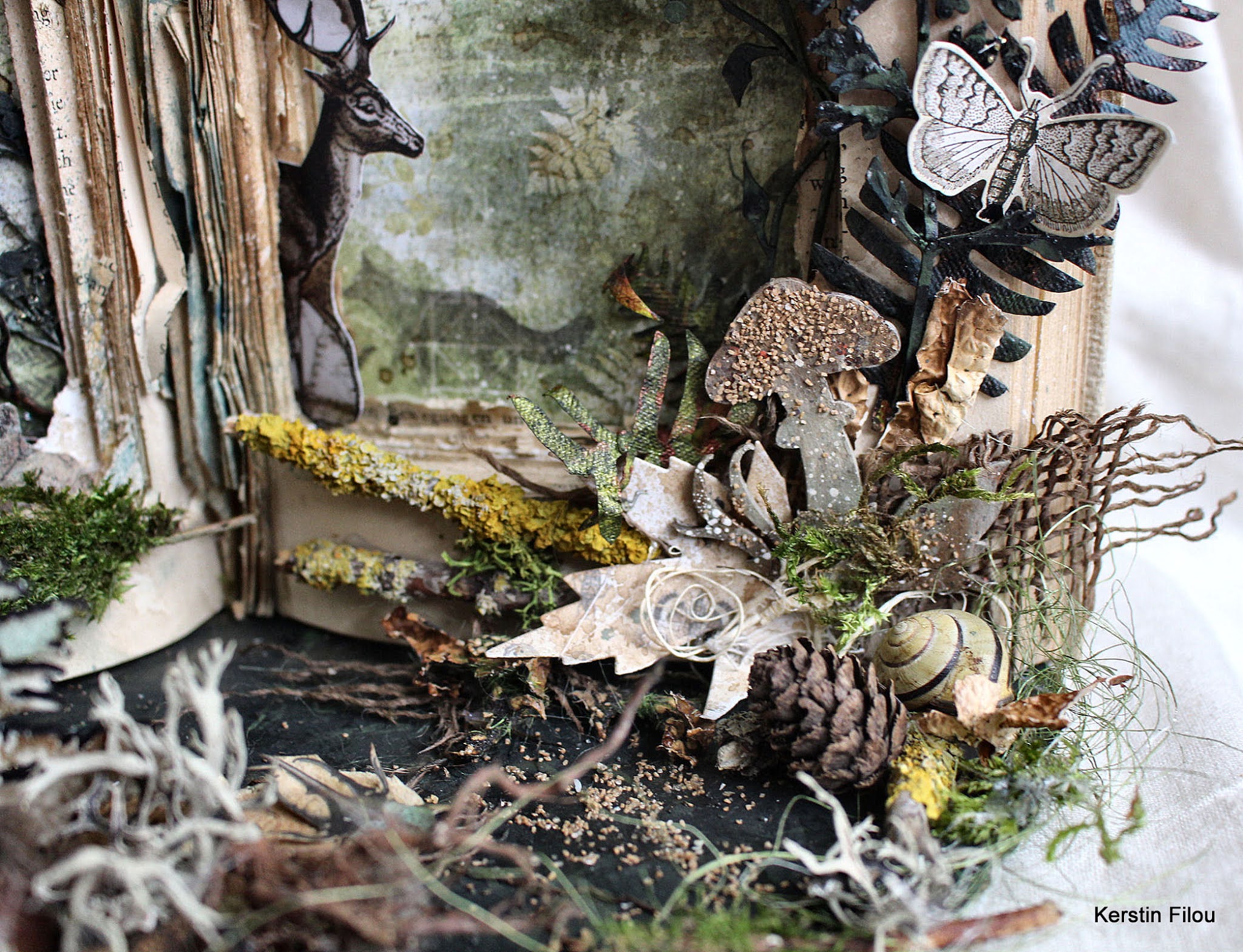 Scrapbook Dreams: Altered Book - In the Forest