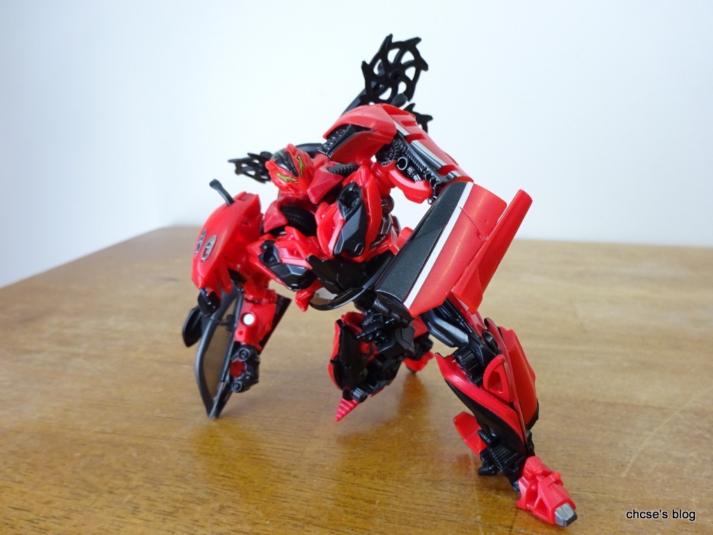 ChCse's blog: Toy Review: Transformers Generations Studio Series Stinger