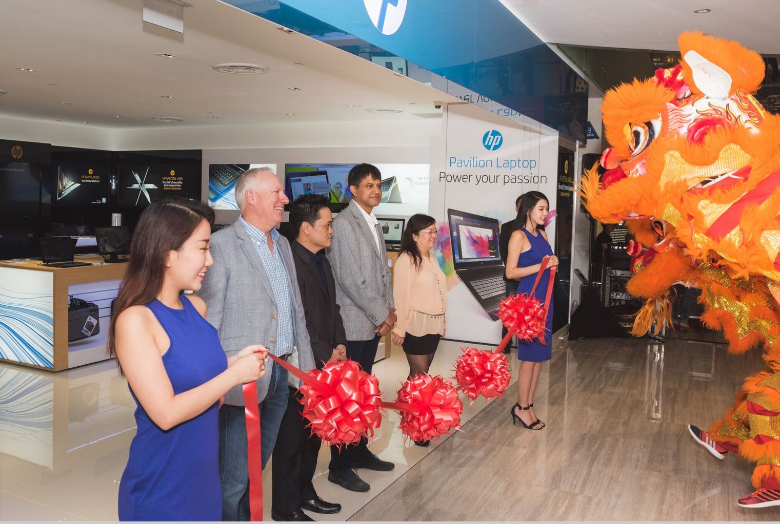 TechTrade Asia: HP's new flagship store in Singapore is now open