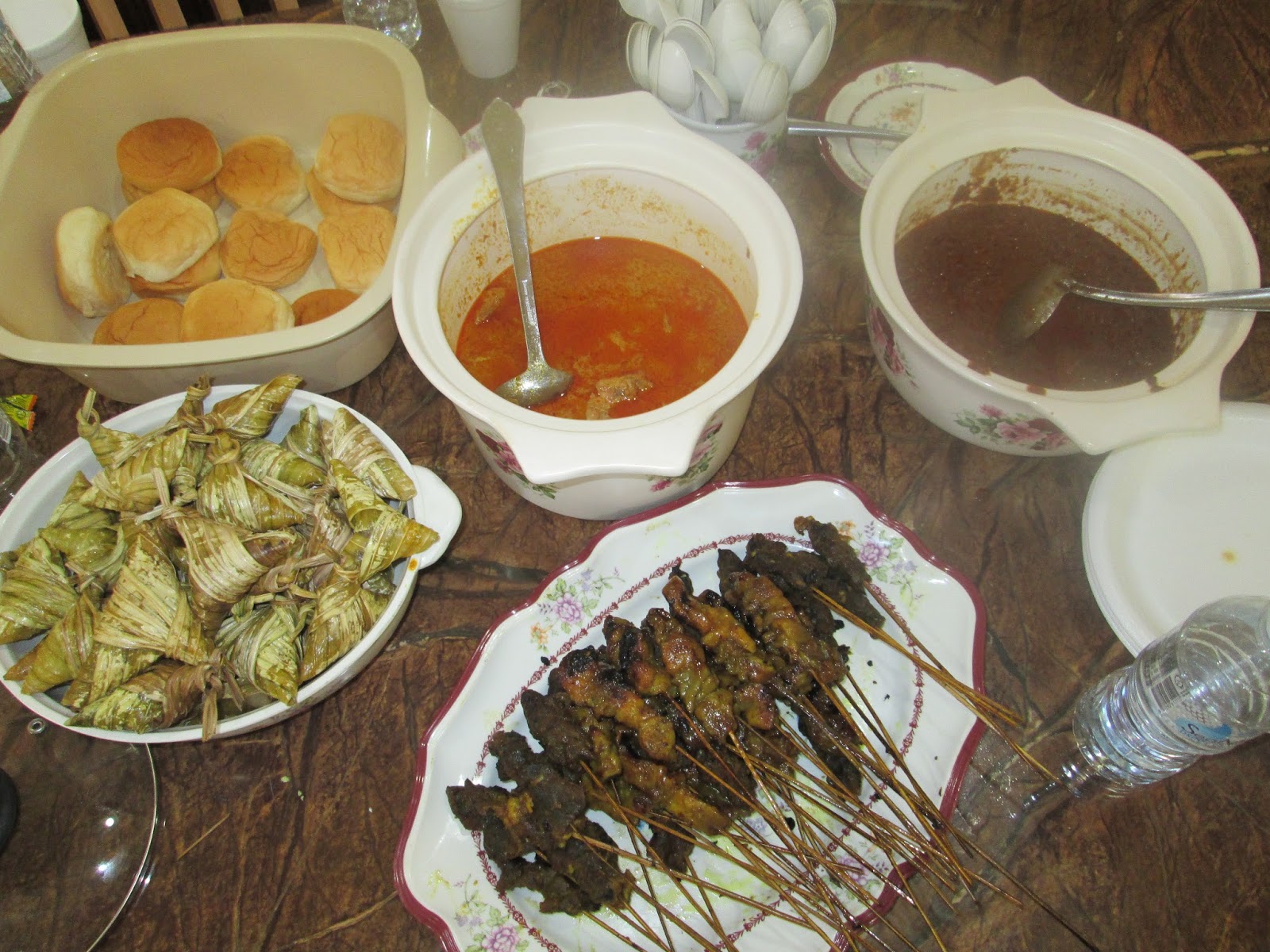 My Life & My Loves ::.: Juadah Raya di Klate 2013