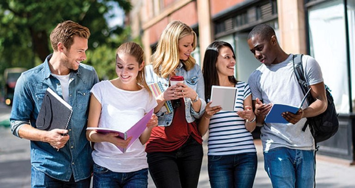 How Can We Help Students To Choose A Professional Course