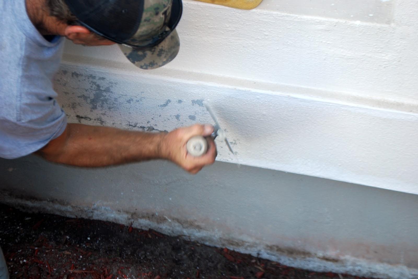 Kara's Korner: Painting the House Part 1 : Stucco Tutorial