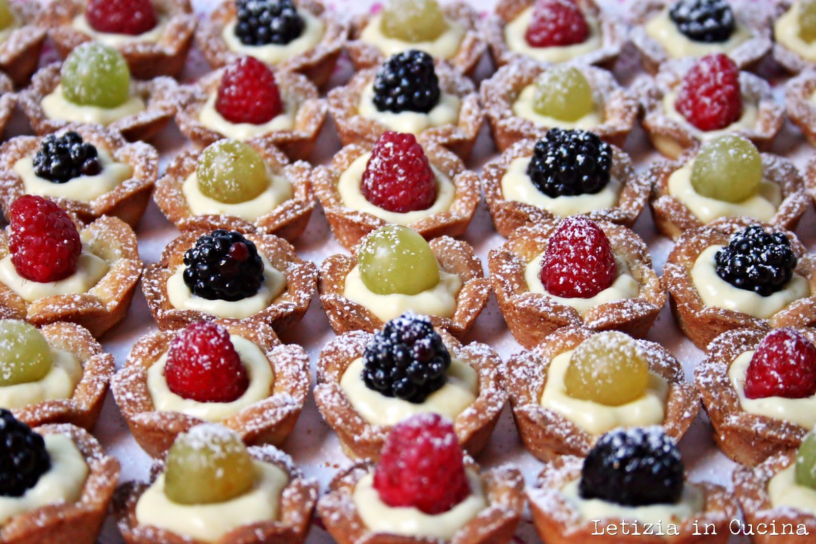 Letizia in Cucina: Mini crostatine di frutta