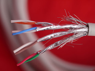 Network Museum: STP (Shielded Twisted Pairs)