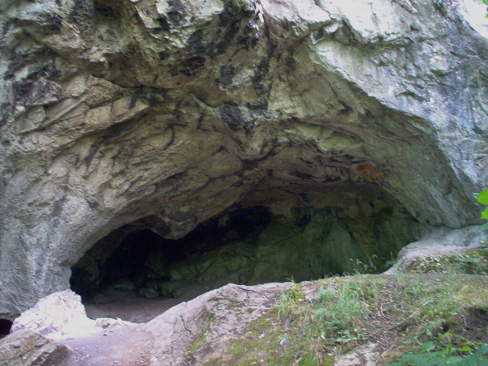 ESCALADE EN BELGIQUE: LA CAVERNE DES ROMAINS- BEN-AHIN