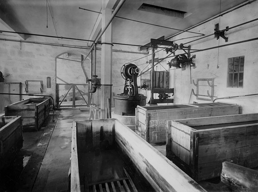 Em 1920 José Vitorino Ribeiro descrevia, deste modo, uma sala da ...