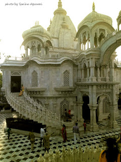 Mathura, Vrindavan | ISKCON TEMPLE| Krishna Balram Mandir | Spriha ...