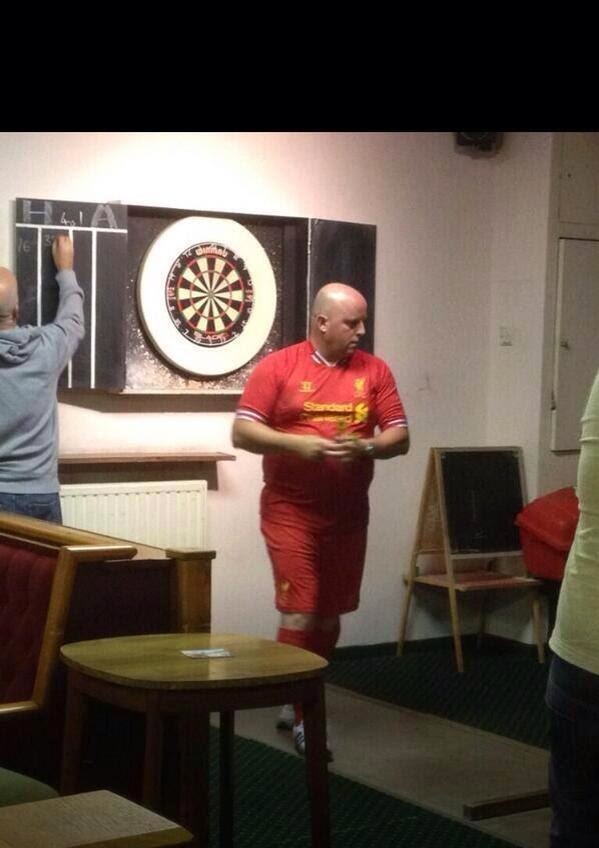 Spotted: At Football: THIRTEEN Liverpool Full kit wankers (and one full ...