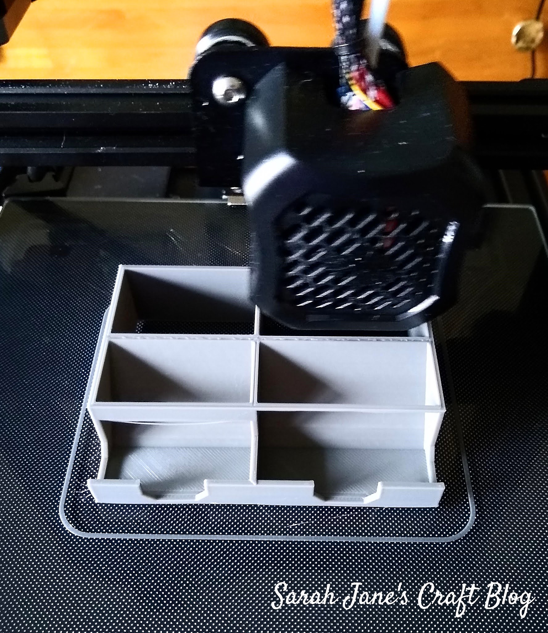 3D Printed Battery Dispenser
