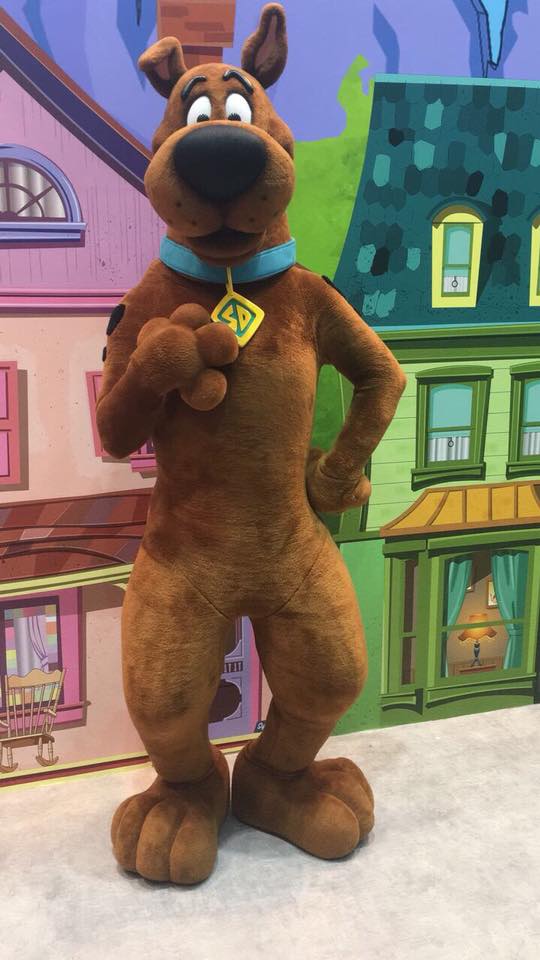 The Delbert Cartoon Report: Scooby-Doo Walkaround Costumes