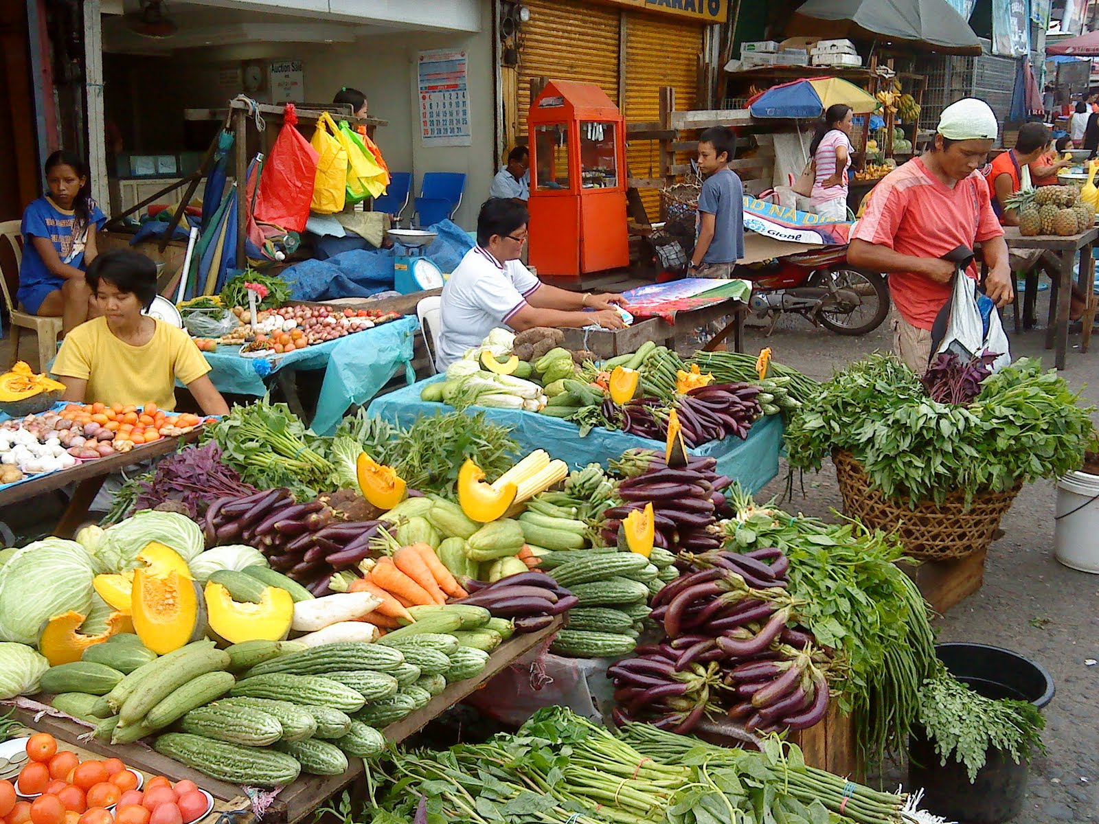 The Wonders at Bankerohan Market | Hello from Davao.